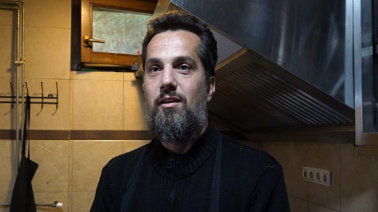 Жељко Зеновић, кувар из манастира Драганац: Човек се промени у јелу и ...